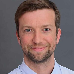 Implantologische 3D-Röntgendiagnostik und navigationsgestütze ...